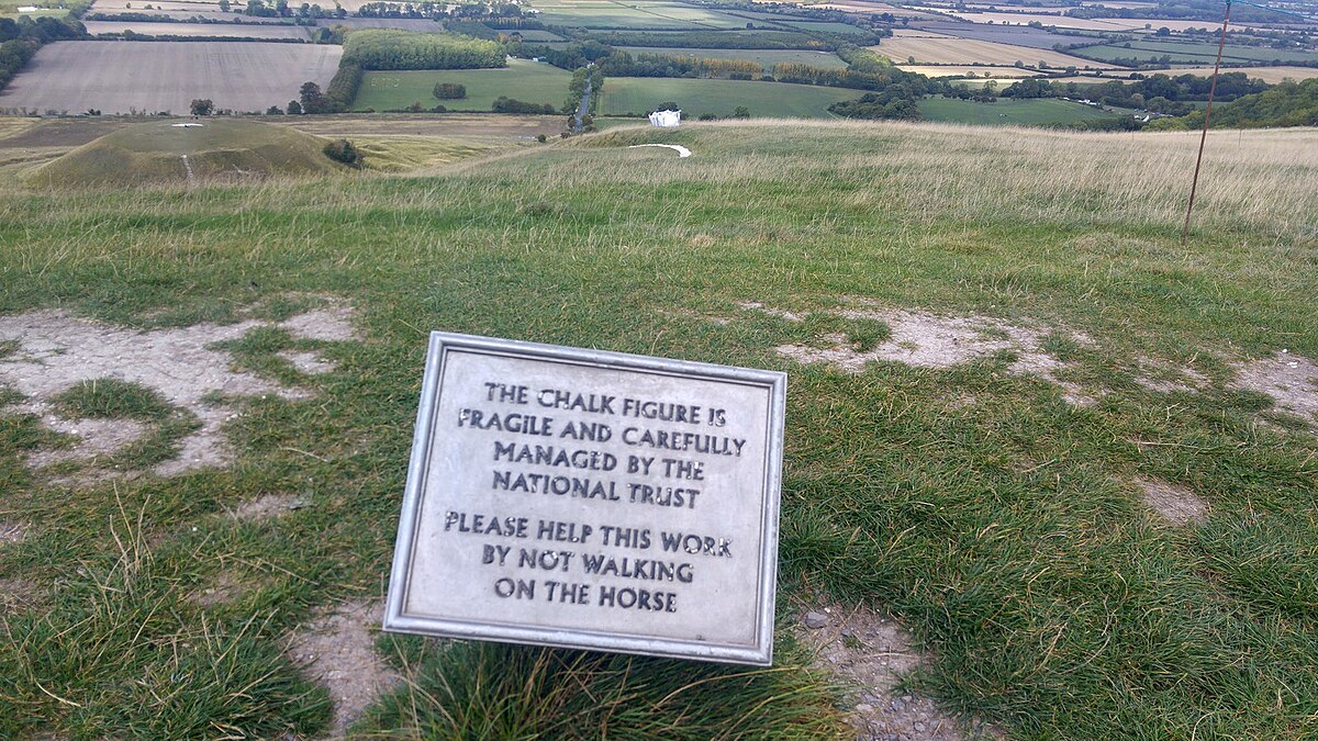 The White Horse of Uffington, England's mysterious chalk giant - Emadion